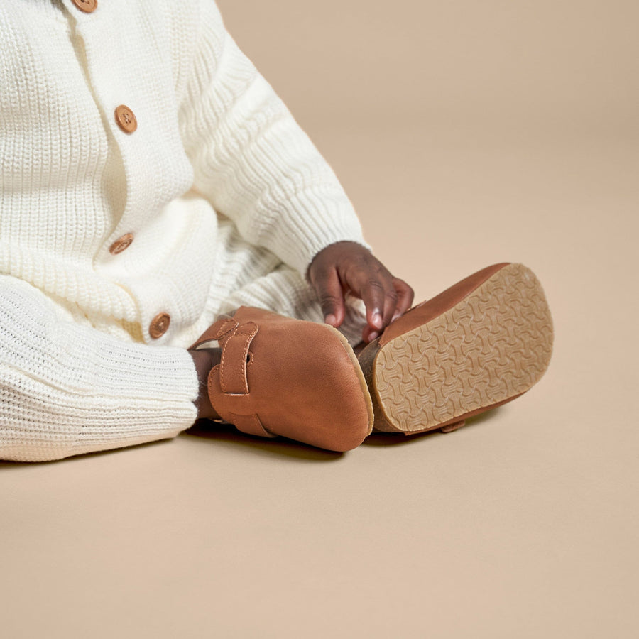 Infant & Toddler Neutral Medium Brown Clog With Strap – Gerber ...